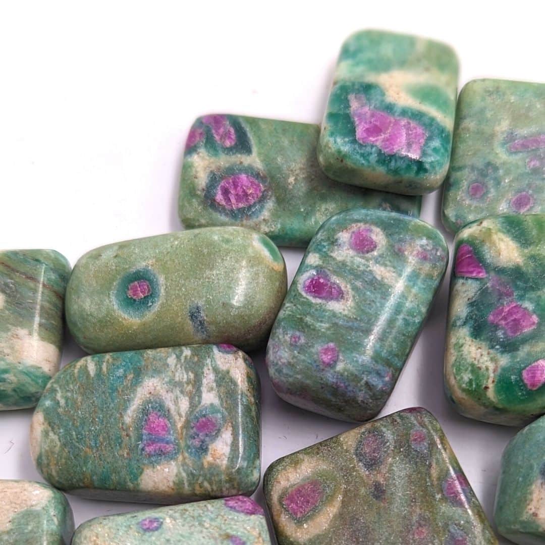 Rubis Fuschite | Vertus, bienfaits en lithothérapie